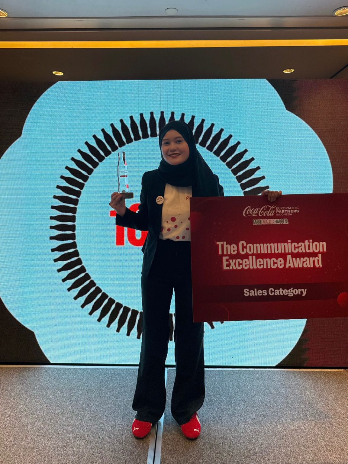 Annisa, Mahasiswi Prodi Higiene Gigi UGM Raih Individual Winner The Communication Excellence ...